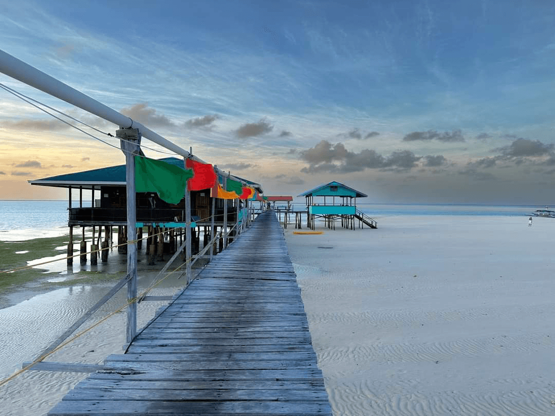 Balabac Tour | Cliff & waves travel and tours